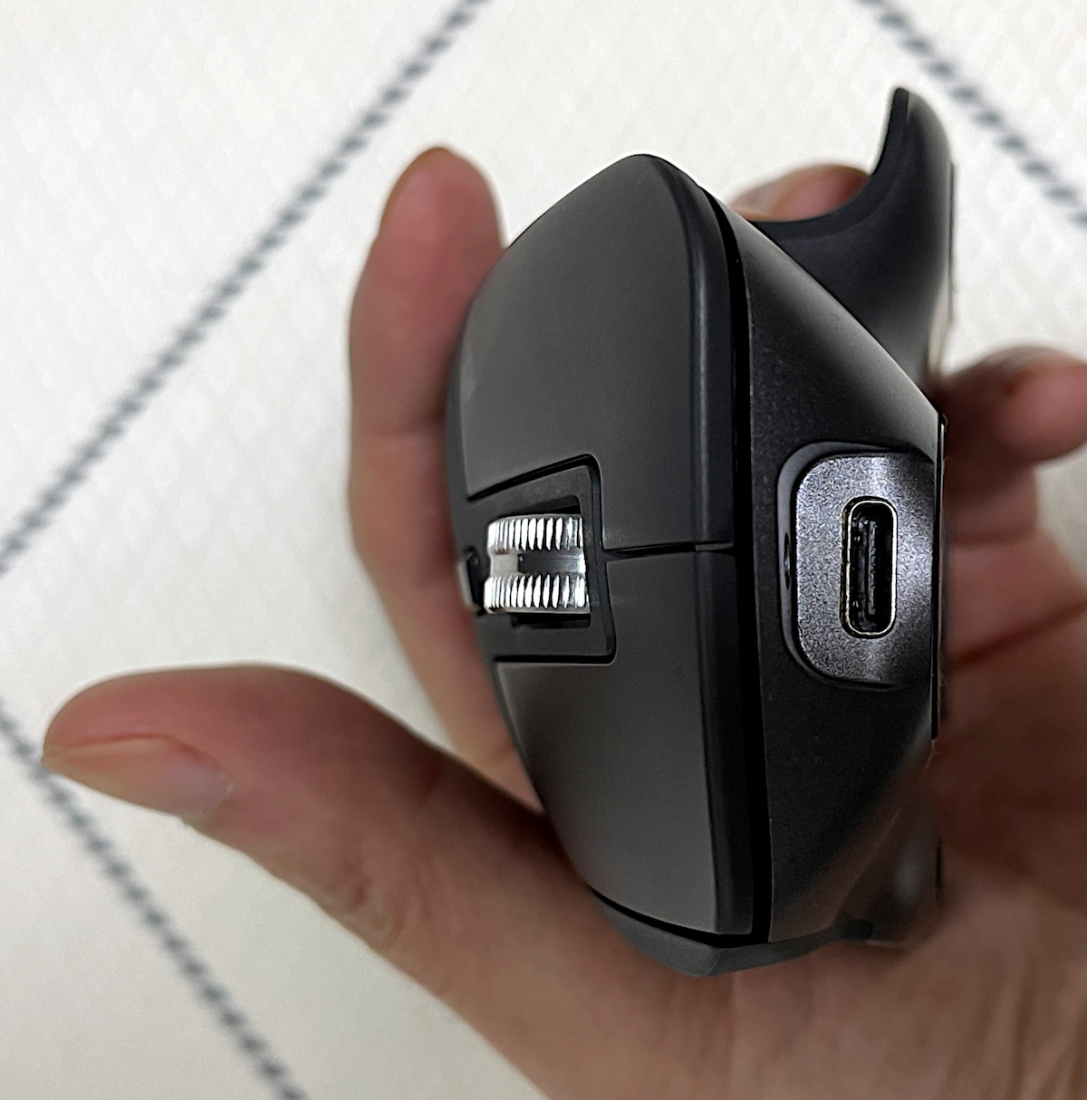 손목이 편한 로지텍 MX Master3 마우스 후기: 최고급 무선 마우스의 사용성과 기능 분석 - Hobby Space - 하비 스페이스